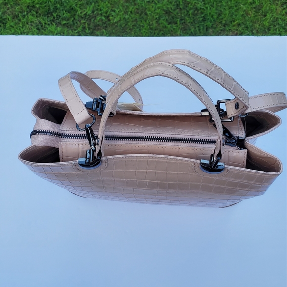 Divina Firenze | Bags | Nwt Genuine Leather Davina Firenze Satchel ...